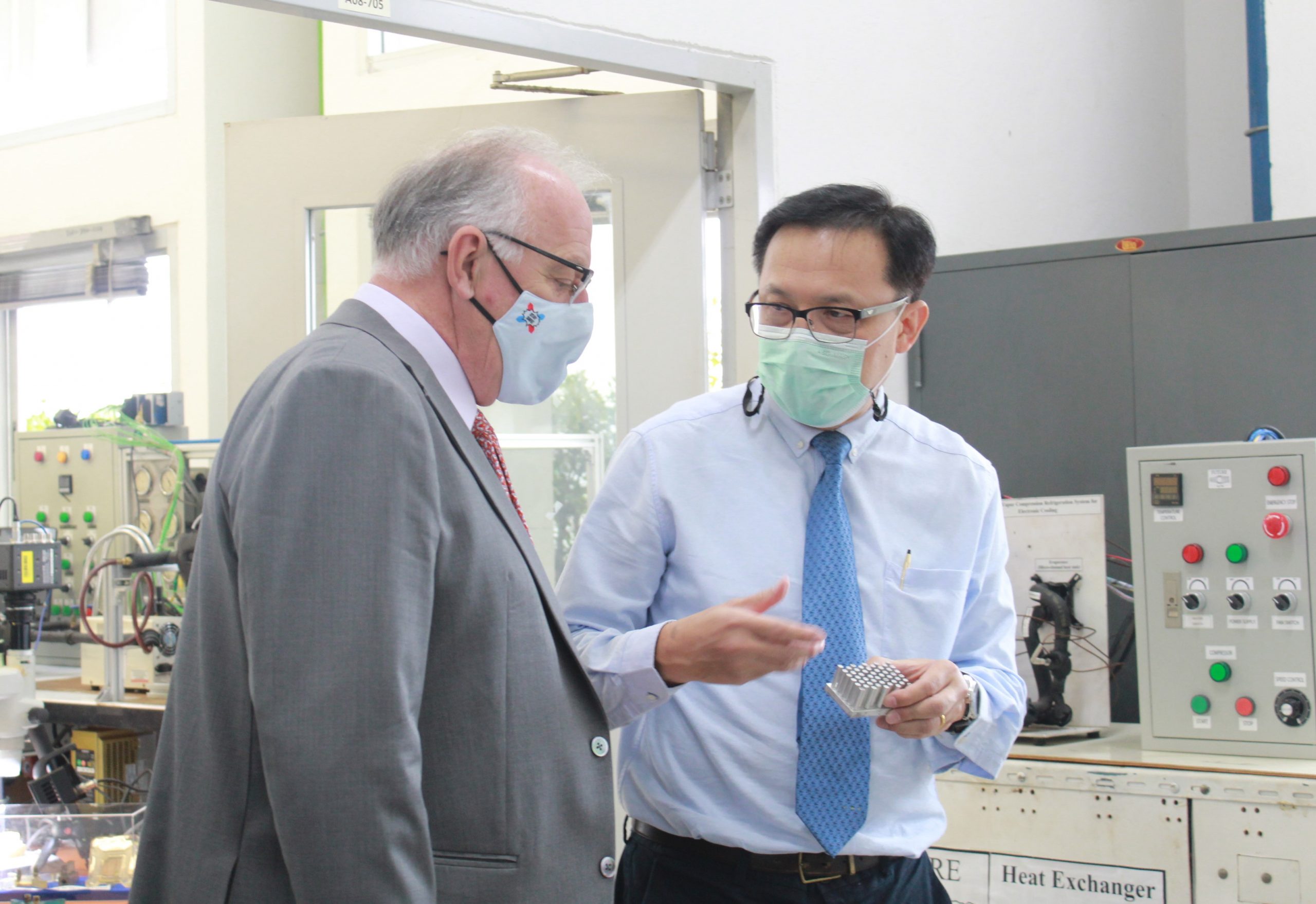 The courtesy visit of H.E. Mr. Jean-Paul Senninger, Ambassador of Grand ...