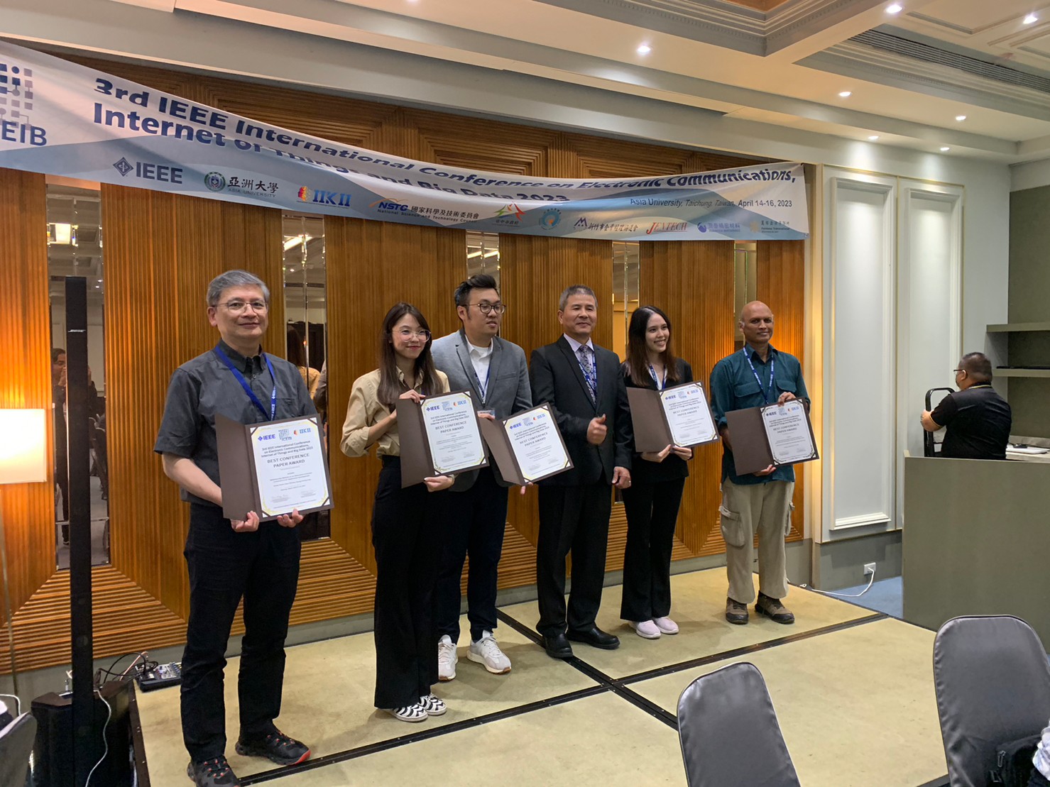 ขอแสดงความยินดีกับนักศึกษาในการเผยแพร่ผลงานทางวิชาการในต่างประเทศ ในงาน ...