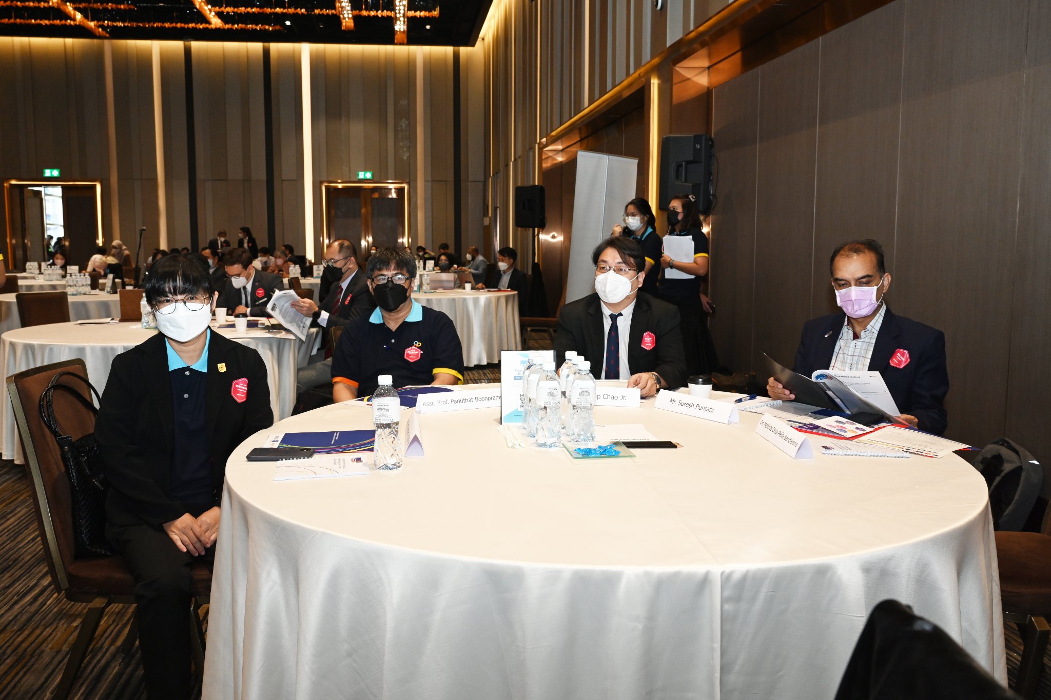 Micro-Credentials โมเดลพัฒนากำลังคนระดับสูง เพื่ออุตสาหกรรมไทย ฝ่าวิกฤต Disruption - KMUTT