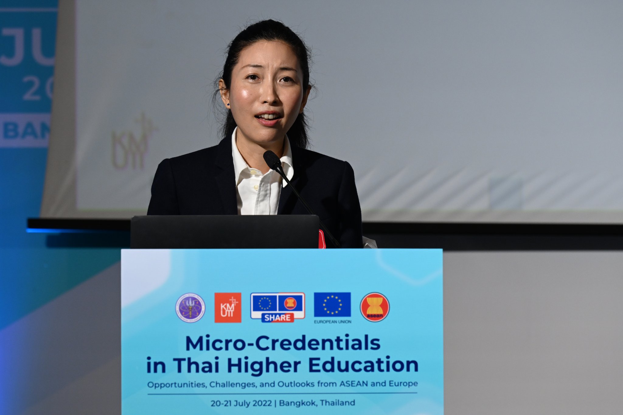 Micro-Credentials โมเดลพัฒนากำลังคนระดับสูง เพื่ออุตสาหกรรมไทย ฝ่าวิกฤต Disruption - KMUTT