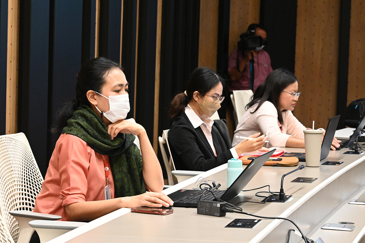 ประชุมชี้แจงนโยบายแนวทางการขับเคลื่อน มจธ. ปีงบประมาณ 2567 - KMUTT