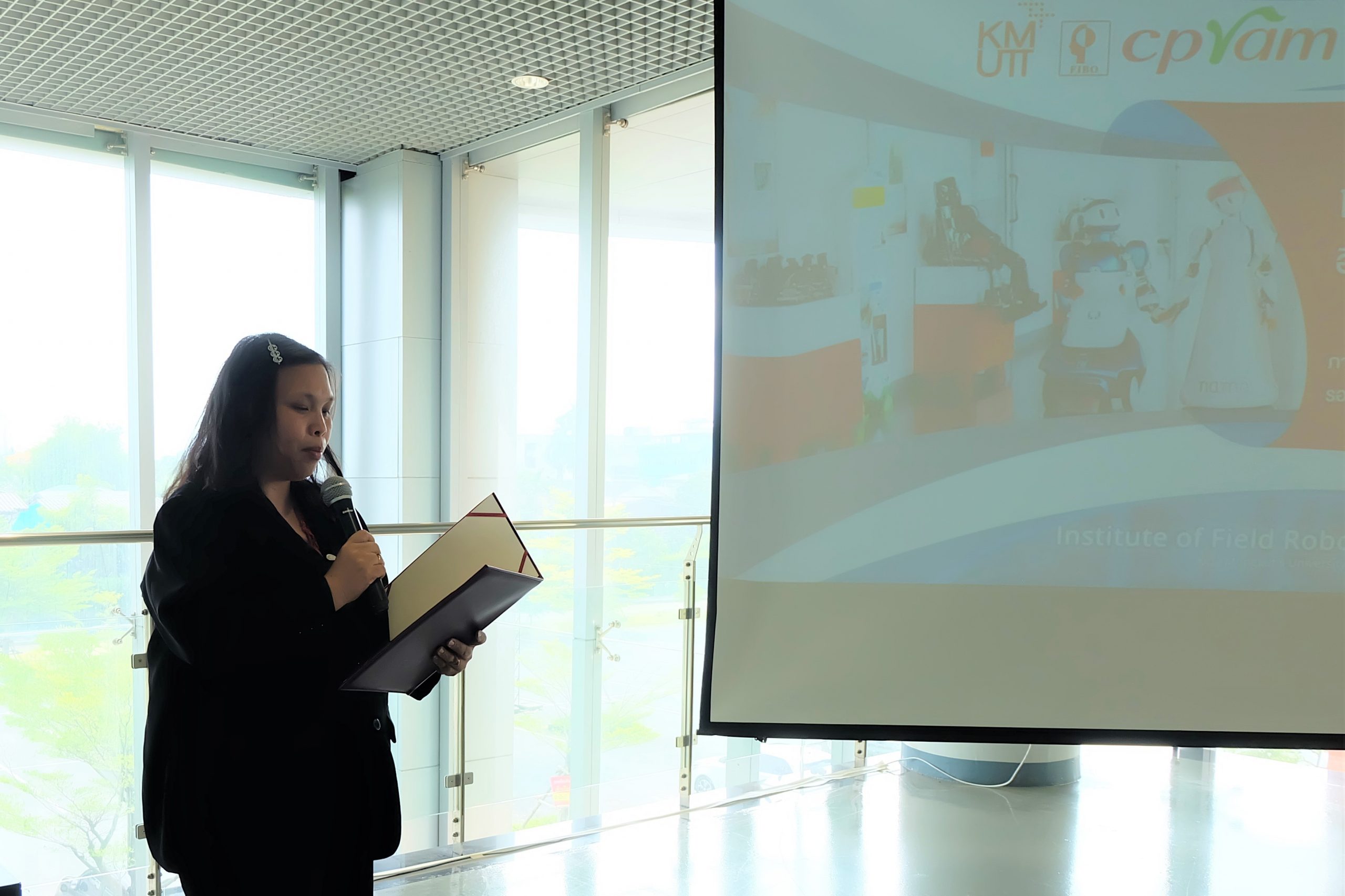 พิธีเปิดโครงการฝึกอบรม หลักสูตรฝึกอบรมระยะสั้น (EEC Model Type B) สำหรับ บริษัท ซีพีแรม จำกัด ...