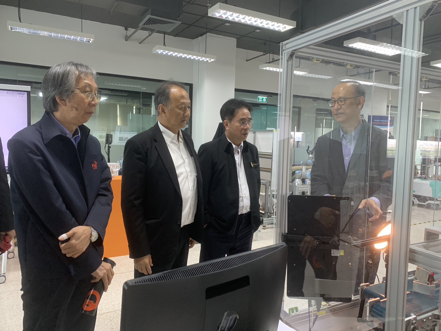 พิธีปิดโครงการฝึกอบรม หลักสูตรฝึกอบรมระยะสั้น EEC Model Type ภายใต้ ...