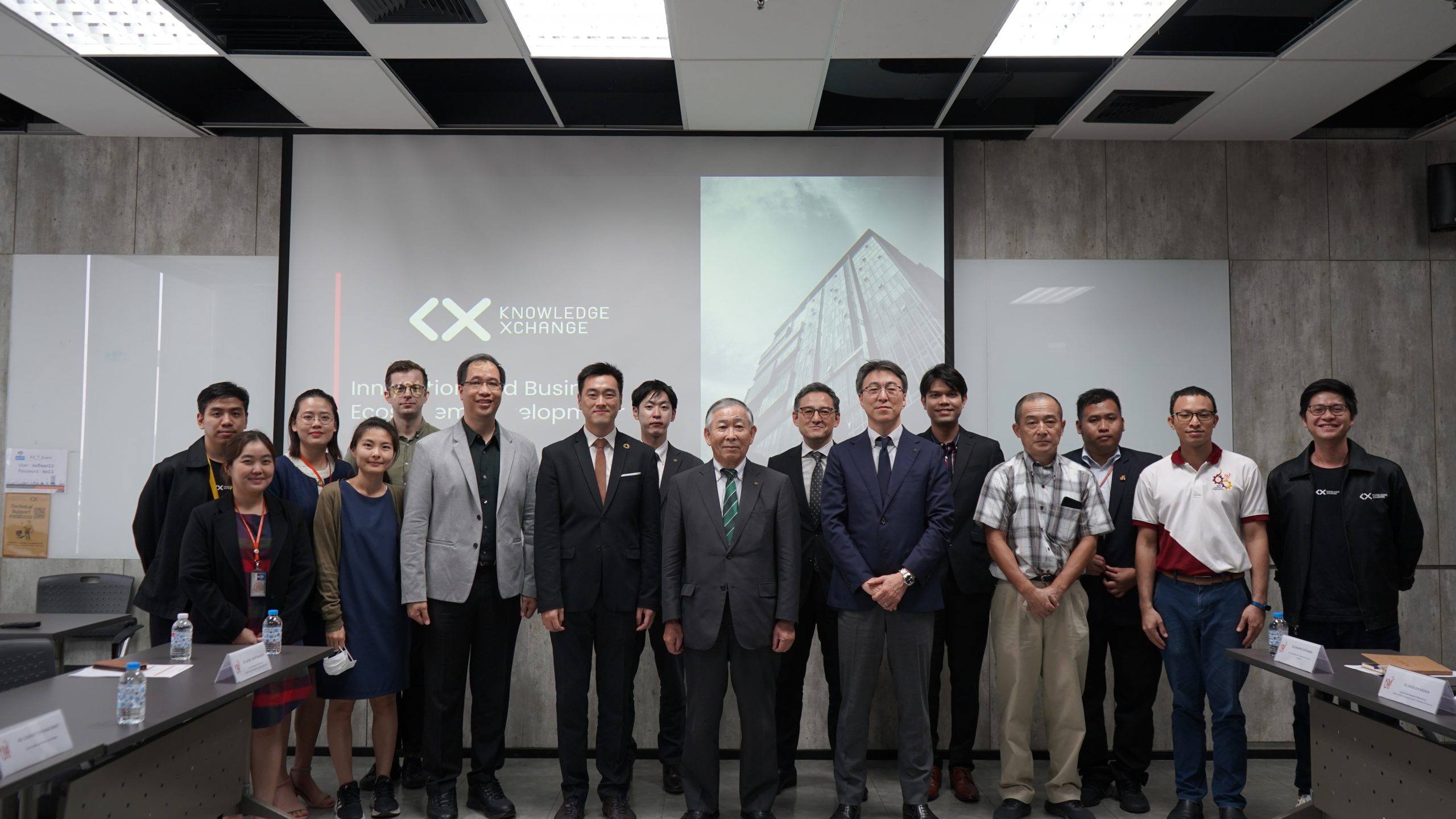 ประธานกรรมการบริหาร Shibaura Institute of Technology เยี่ยมชม KX Knowledge Xchange - KMUTT