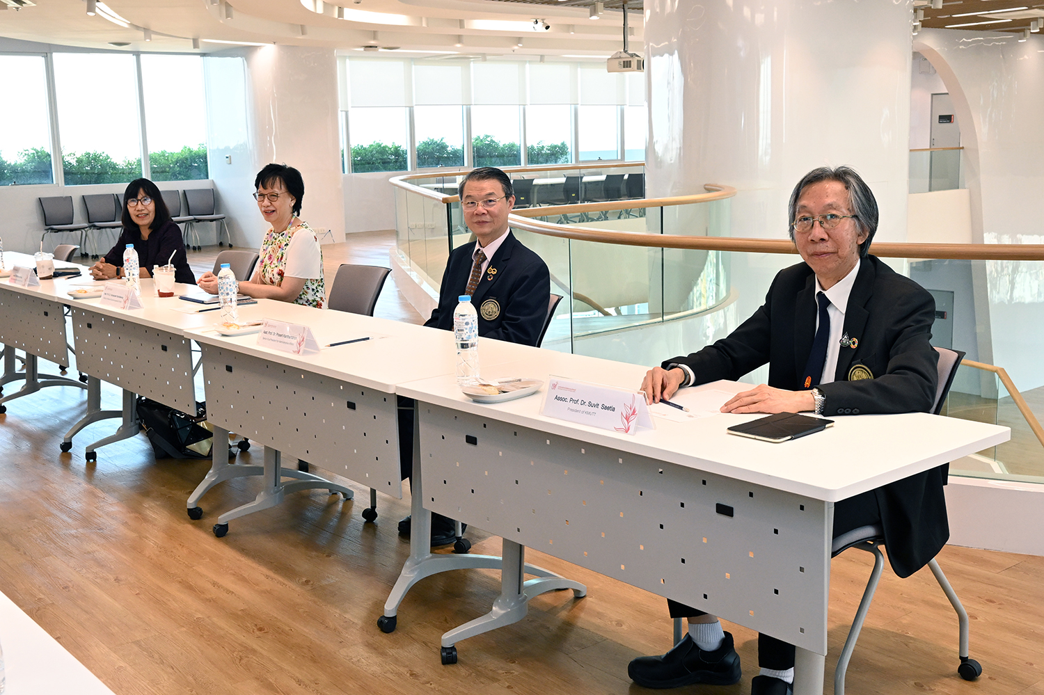 KMUTT signed a contract with Twogene Company Limited to rent a building ...