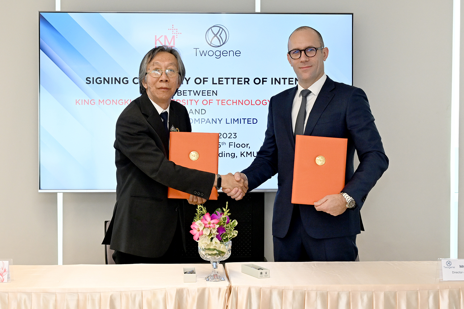 KMUTT signed a contract with Twogene Company Limited to rent a building ...