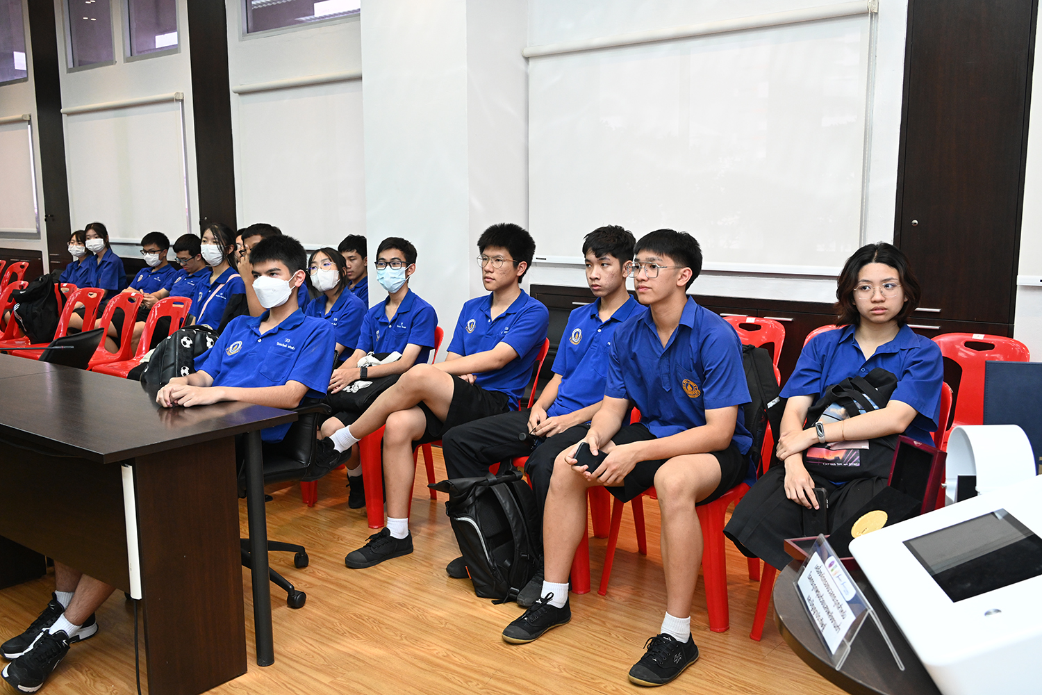 นักเรียนมัธยมศึกษา 4-6 จากโรงเรียนมหิดลวิทยานุสรณ์ ศึกษาดูงานห้องวิจัย Smart Lab ภาควิชาวิศวกรรม ...