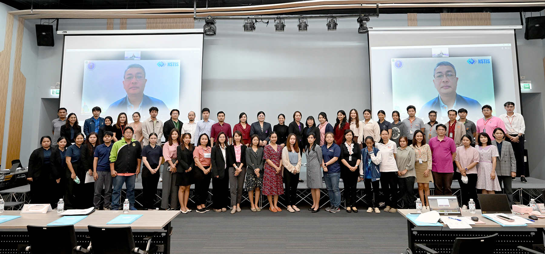 Workshop To develop the potential of personnel in data management and promote the use of the ...