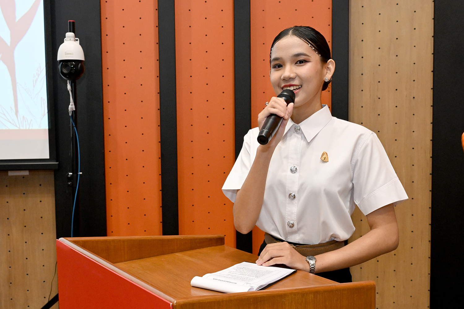 พิธีเปิดตัวตราสัญลักษณ์ครบรอบ 65 ปี มหาวิทยาลัยเทคโนโลยีพระจอมเกล้าธนบุรี - KMUTT